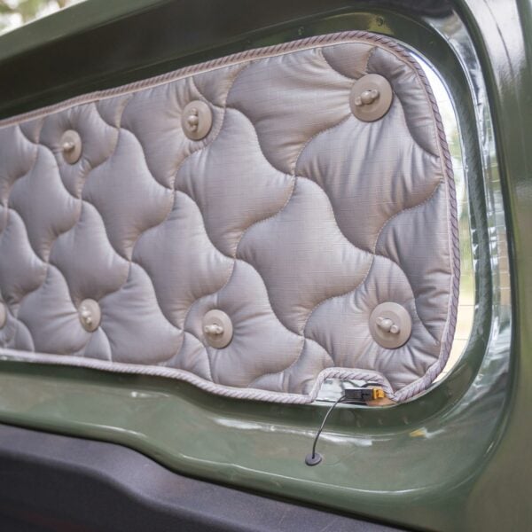 The Best Solar Screens - Ultimate Solar Screen 4x4 | M4C